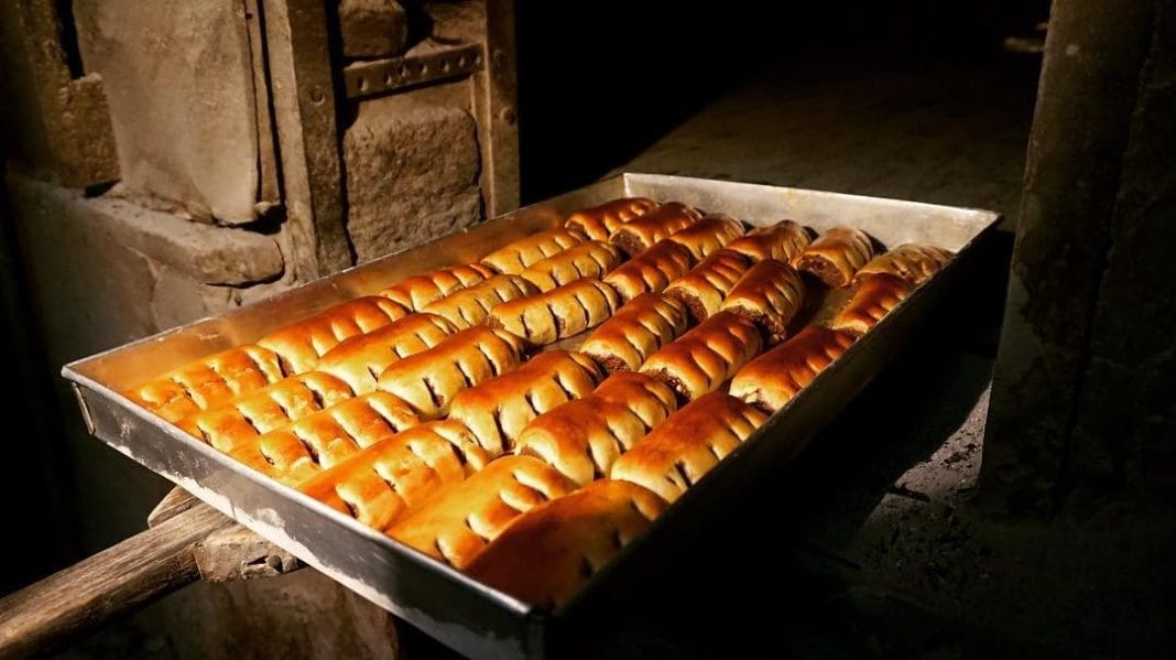 Roti Go, Toko Roti di Purwokerto, Ternyata Tertua di Indonesia ...